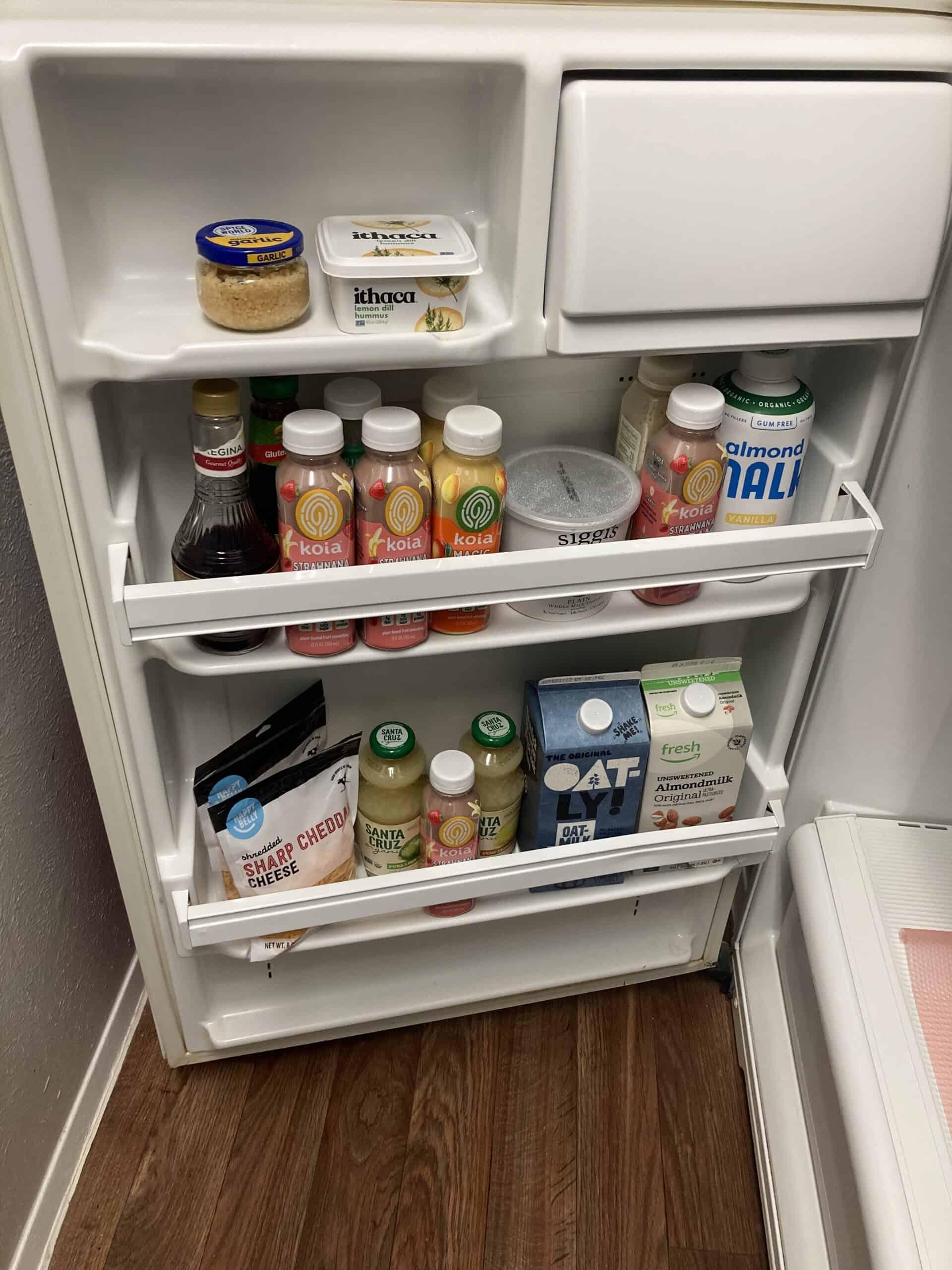 7 Easy Fridge Organization Ideas To Maximize Space & Save On Waste ...