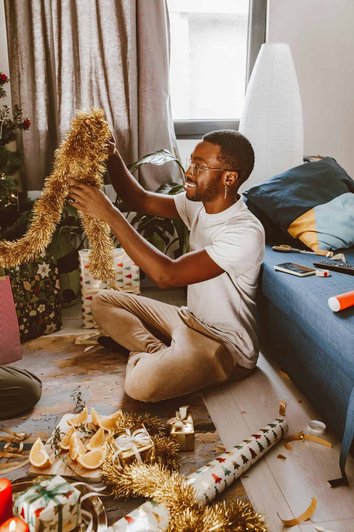 How to Organize Presents Under the Tree: Pro Christmas Ideas - Nestly Nifty